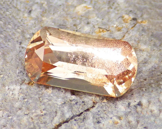 Types and Colors of Oregon Sunstone